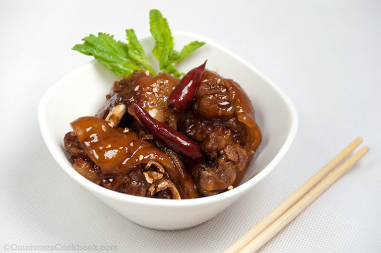 Hardcore Chinese - Mom's Best Braised Pork Feet - Omnivore's Cookbook