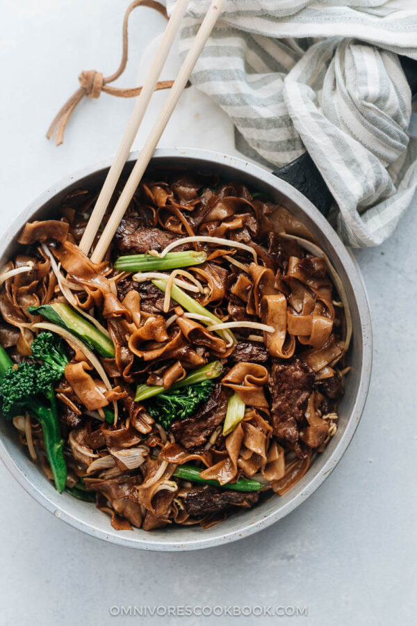 Chinese Beef and Broccoli (One Pan Take-Out) - Omnivore's Cookbook