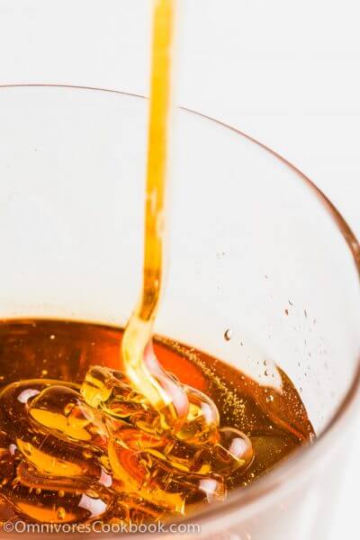 Homemade Golden Syrup (转化糖浆, Inverted Sugar Syrup) - Omnivore's Cookbook