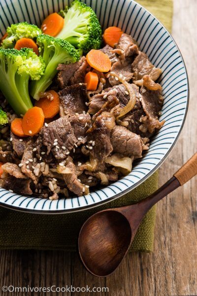 Beef Rice Bowl (肥牛饭) - Omnivore's Cookbook