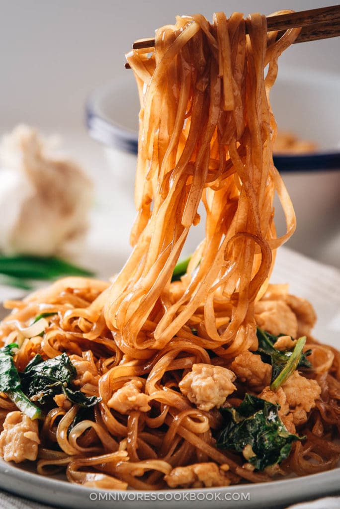 15-Minute Fried Noodles - Omnivore's Cookbook