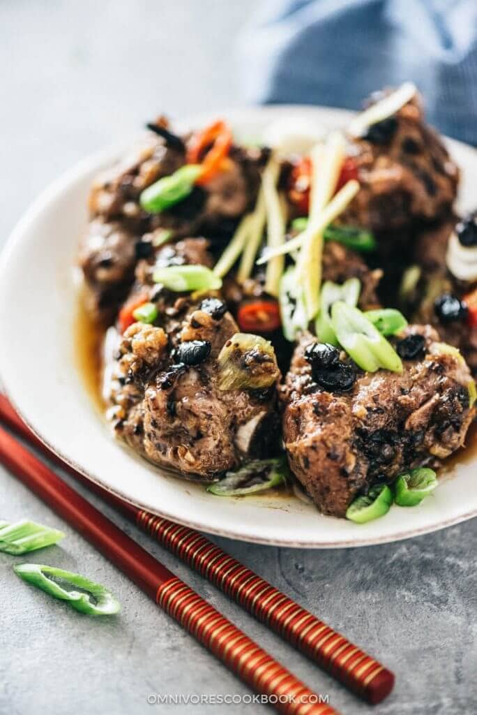 Steamed Ribs in Black Bean Sauce (豉汁蒸排骨) - Omnivore's Cookbook