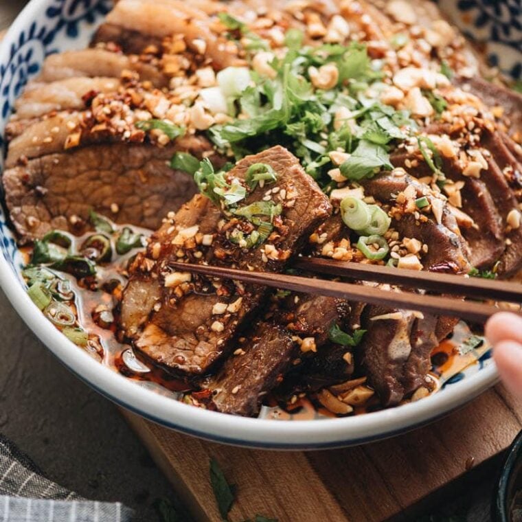 Slow Roasted Crispy Pork Belly (Siu Yuk, 脆皮烧肉) - Omnivore's Cookbook