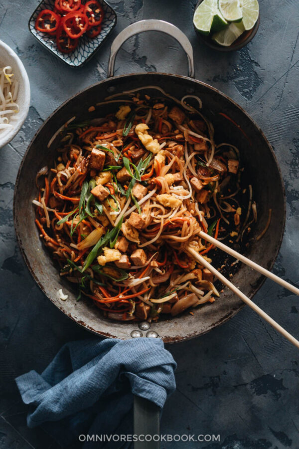 Vegan Pad Thai - Omnivore's Cookbook