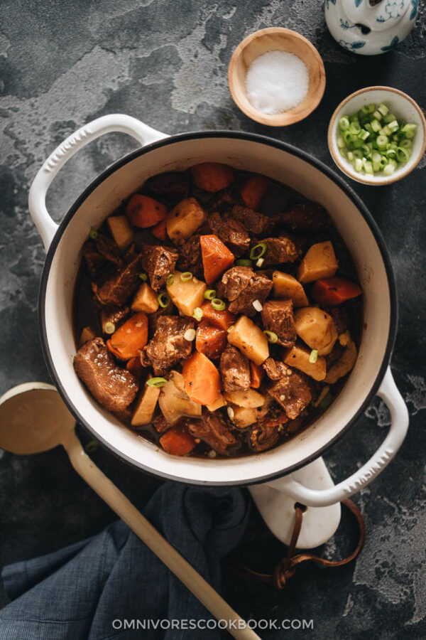 Chinese Beef Stew with Potatoes (土豆炖牛肉) - Omnivore's Cookbook