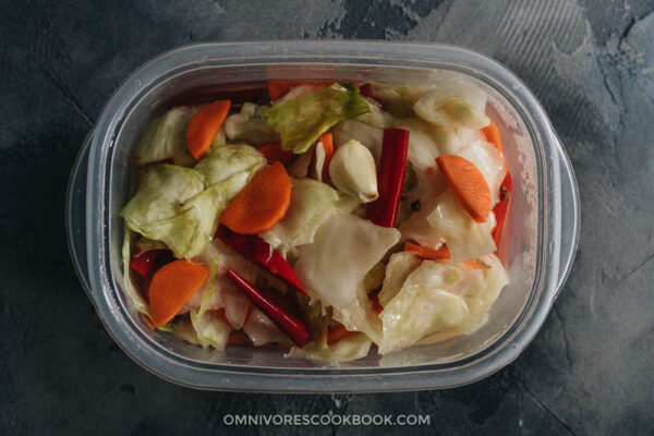 Chinese Pickled Cabbage (A Quick Pickle Recipe) - Omnivore's Cookbook
