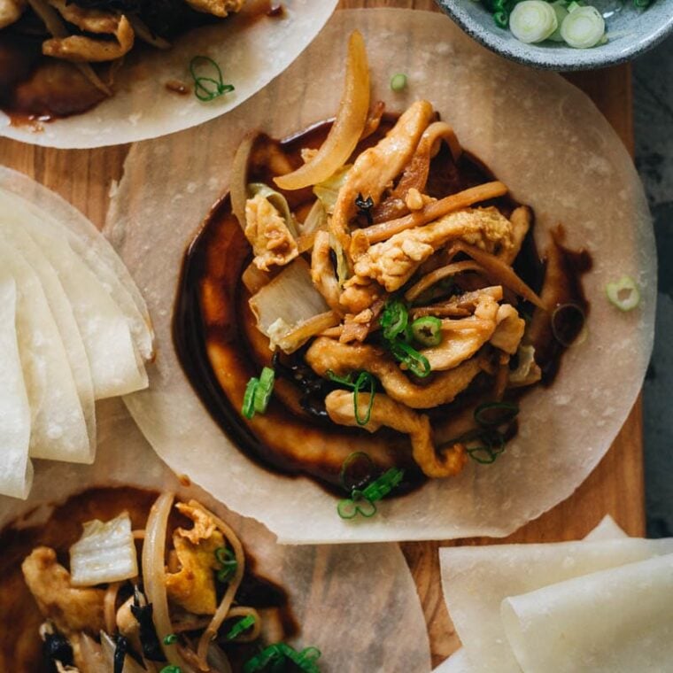 15-Minute Chicken Chow Fun (Chicken Fried Rice Noodles) - Omnivore's ...