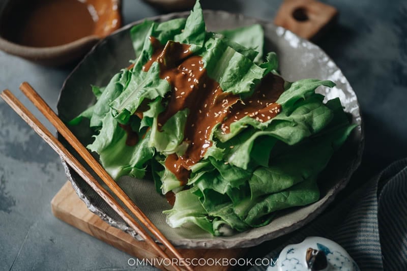Celtuce Leaves Salad (凉拌莴笋叶) - Omnivore's Cookbook