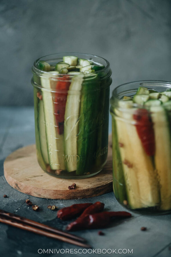 Chinese Pickled Cucumber (A Quick Pickle Recipe) - Omnivore's Cookbook