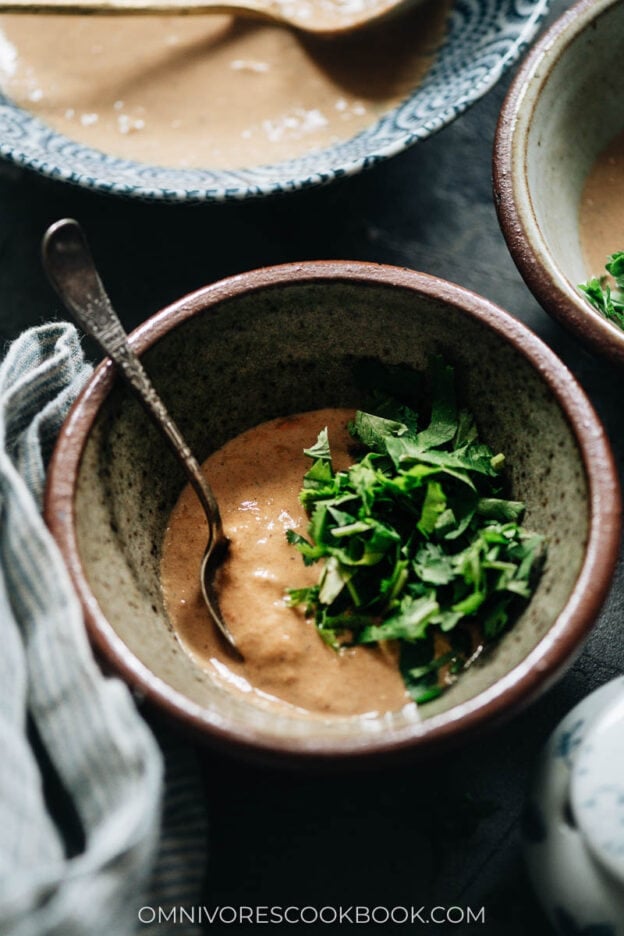 Beijing Hot Pot Dipping Sauce (京式火锅蘸料) - Omnivore's Cookbook