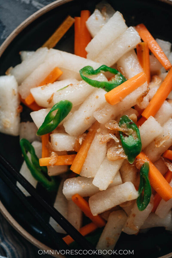 Winter Melon Stir Fry (虾皮炒冬瓜) - Omnivore's Cookbook