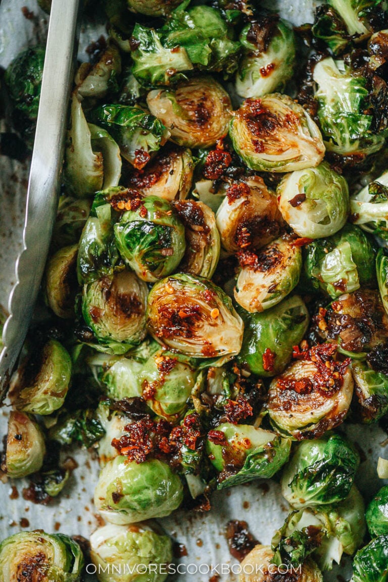 Choy Sum with Garlic Sauce (白灼菜心) - Omnivore's Cookbook