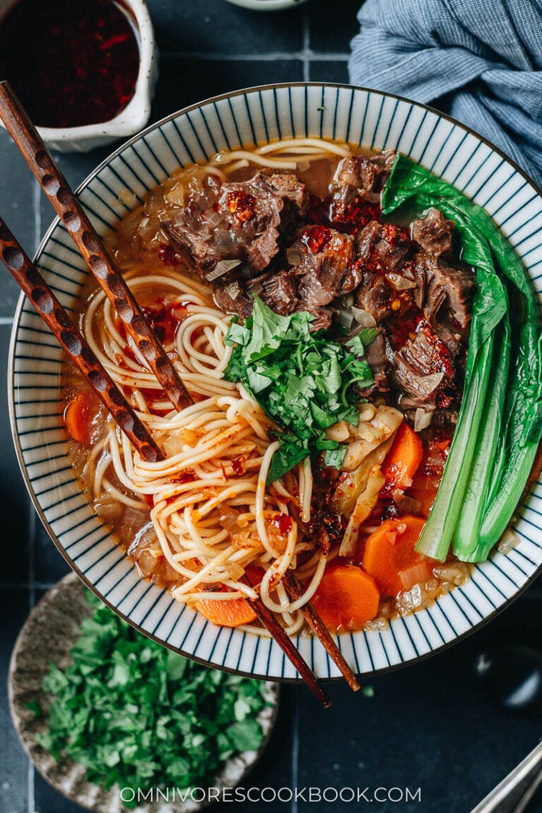 Wonton Char Siu Noodle Soup (叉烧云吞面) - Omnivore's Cookbook