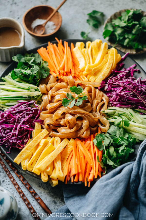 Da La Pi (大拉皮, Northern Chinese Potato Noodles in Sesame Sauce ...