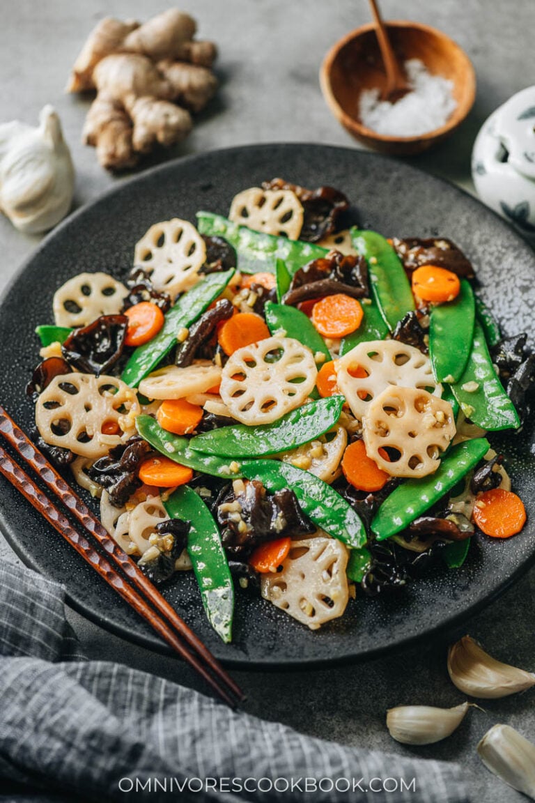 Cantonese Lotus Root Stir Fry (荷塘小炒, He Tang Xiao Chao) - Omnivore's ...