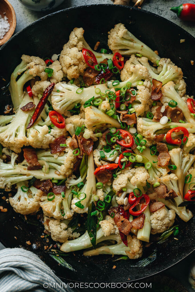 Dry Pot Cauliflower (干锅菜花) - Omnivore's Cookbook