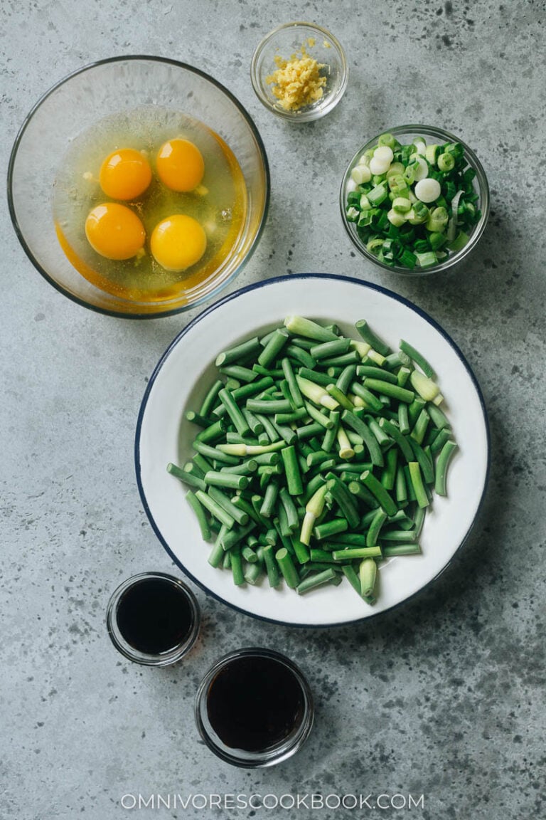 Stir Fried Garlic Scape with Eggs (蒜苔炒鸡蛋) - Omnivore's Cookbook