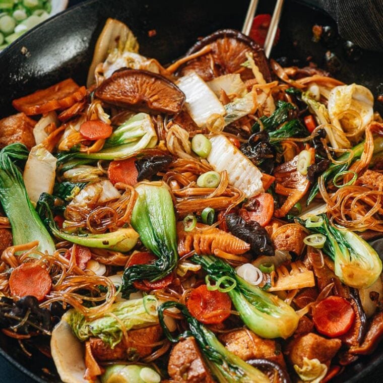 5-Ingredient Savory Oatmeal (Chinese-Style) - Omnivore's Cookbook