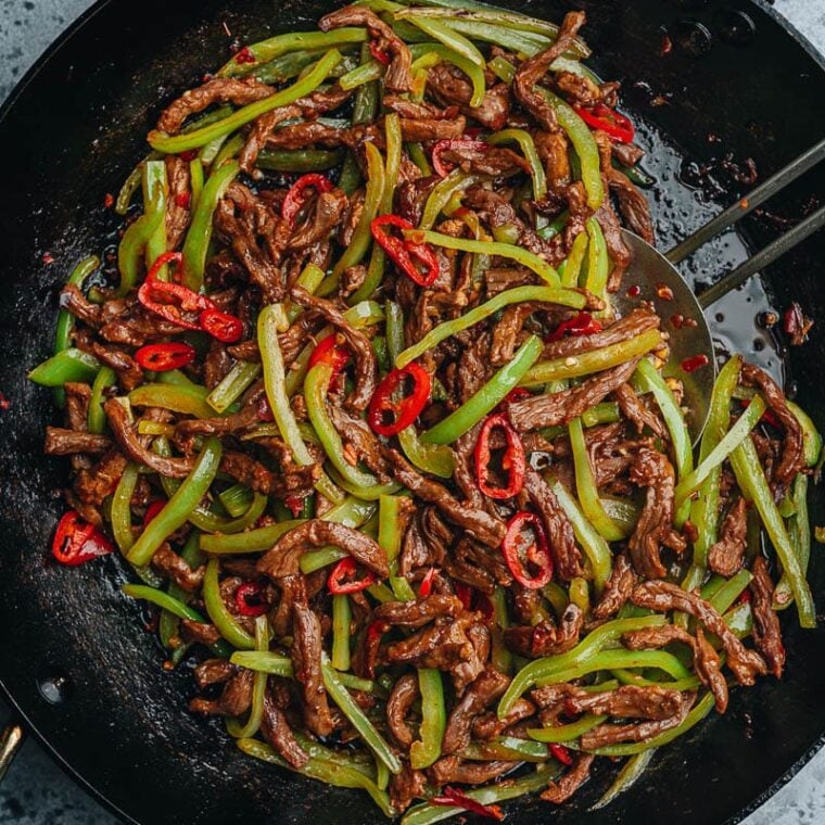 Saliva Chicken (口水鸡, Sichuan Chicken in Red Oil Sauce) - Omnivore's ...