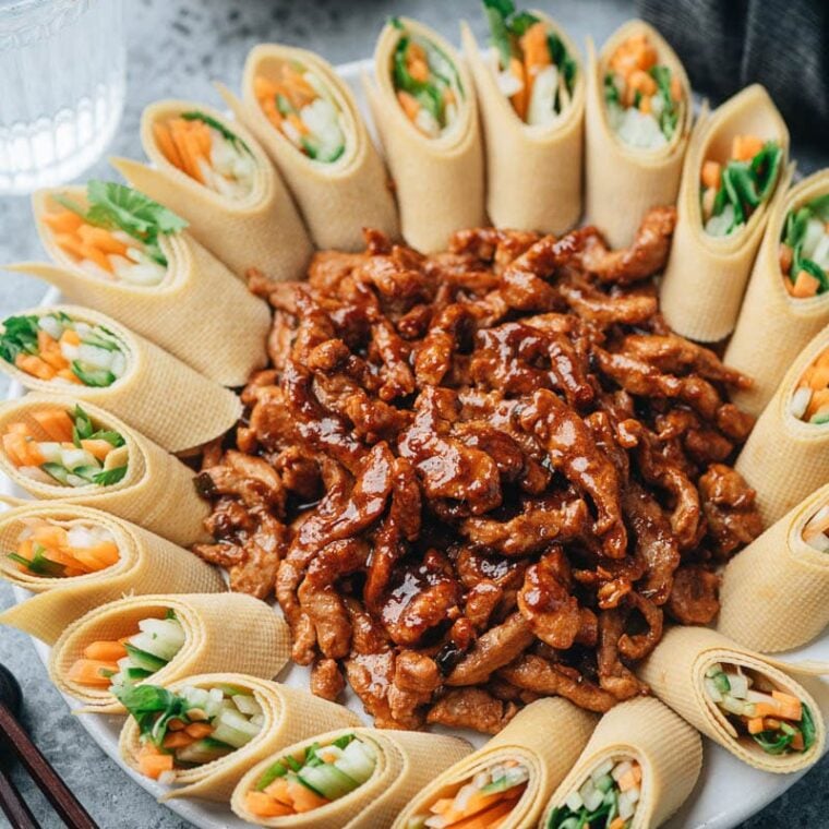 Shui Zhu Yu (Sichuan Boiled Fish, 水煮鱼) - Omnivore's Cookbook