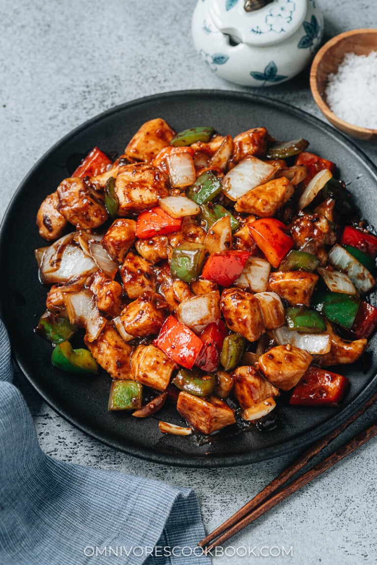 Saliva Chicken (口水鸡, Sichuan Chicken in Red Oil Sauce) - Omnivore's ...