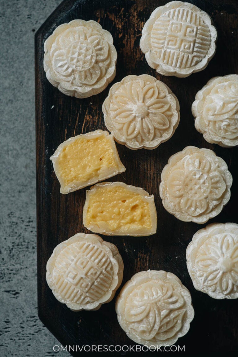 Snow Skin Mooncake with Custard Filling (冰皮月饼) - Omnivore's Cookbook