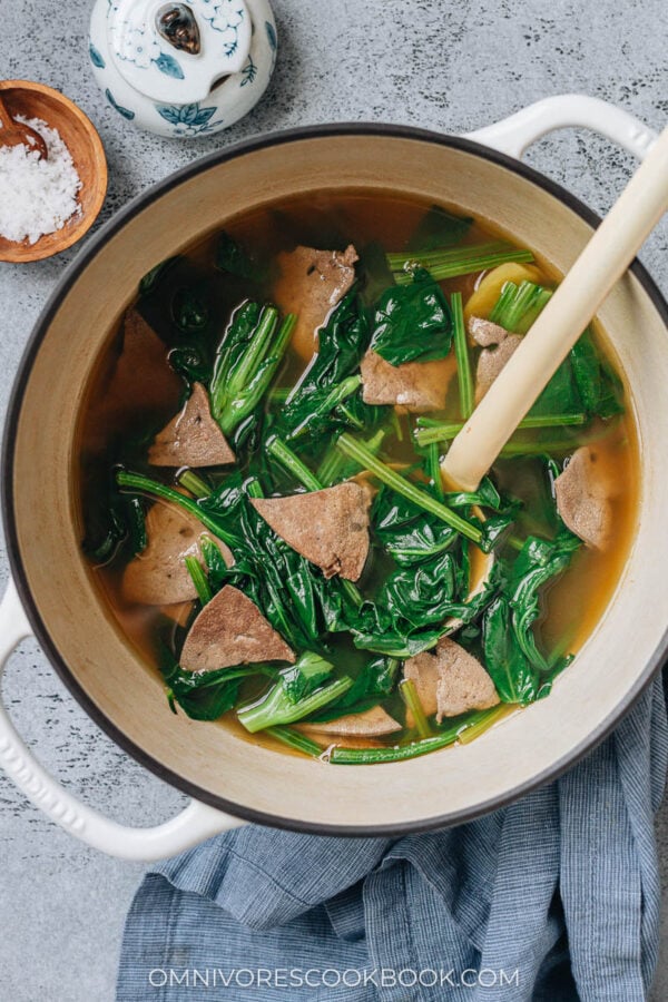 Pork Liver Soup with Spinach (猪肝菠菜汤) - Omnivore's Cookbook