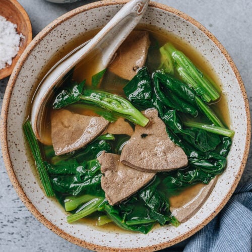 Pork Liver Soup with Spinach (猪肝菠菜汤) - Omnivore's Cookbook