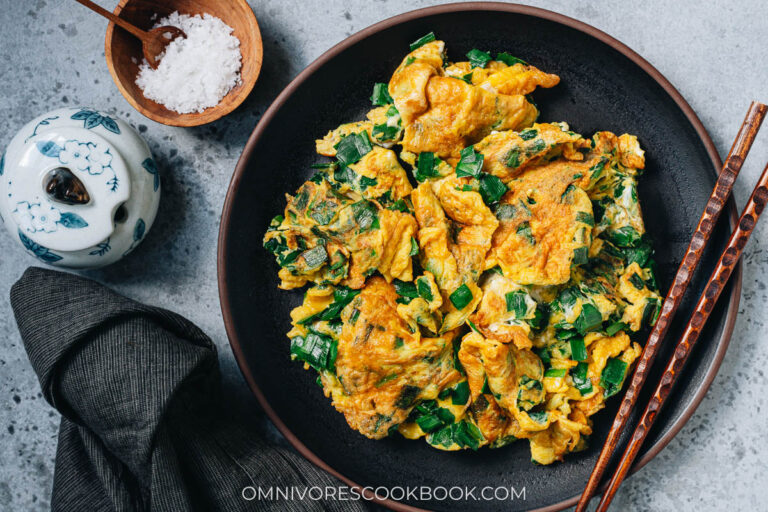 Chinese Chive and Egg (韭菜炒鸡蛋) - Omnivore's Cookbook