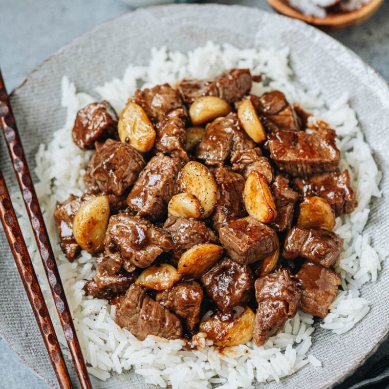 Shredded Beef and Pepper Stir Fry (青椒肉丝) - Omnivore's Cookbook