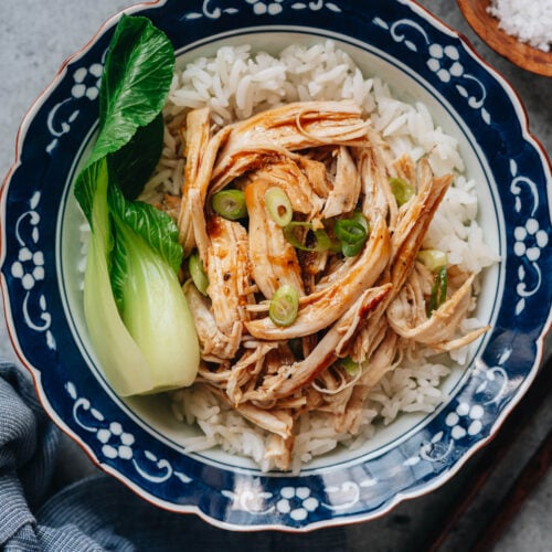 4-Ingredient Yu Choy Stir Fry (清炒菜心) - Omnivore's Cookbook