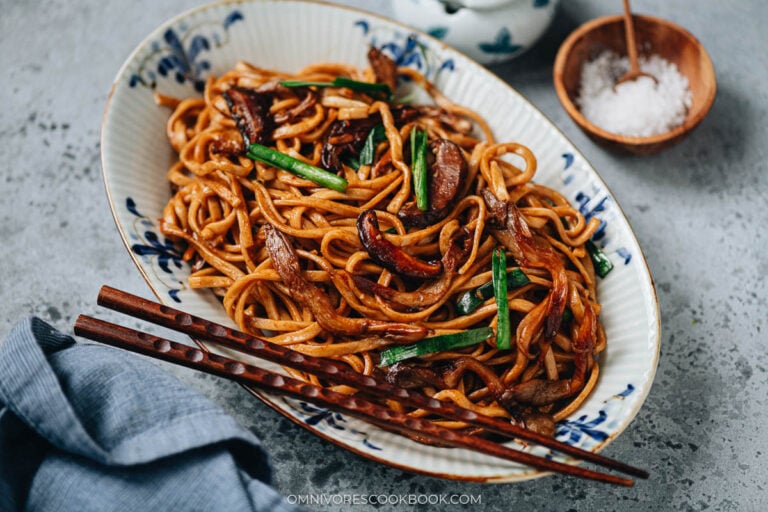 Longevity Noodles (Yi Mein, 伊面) - Omnivore's Cookbook