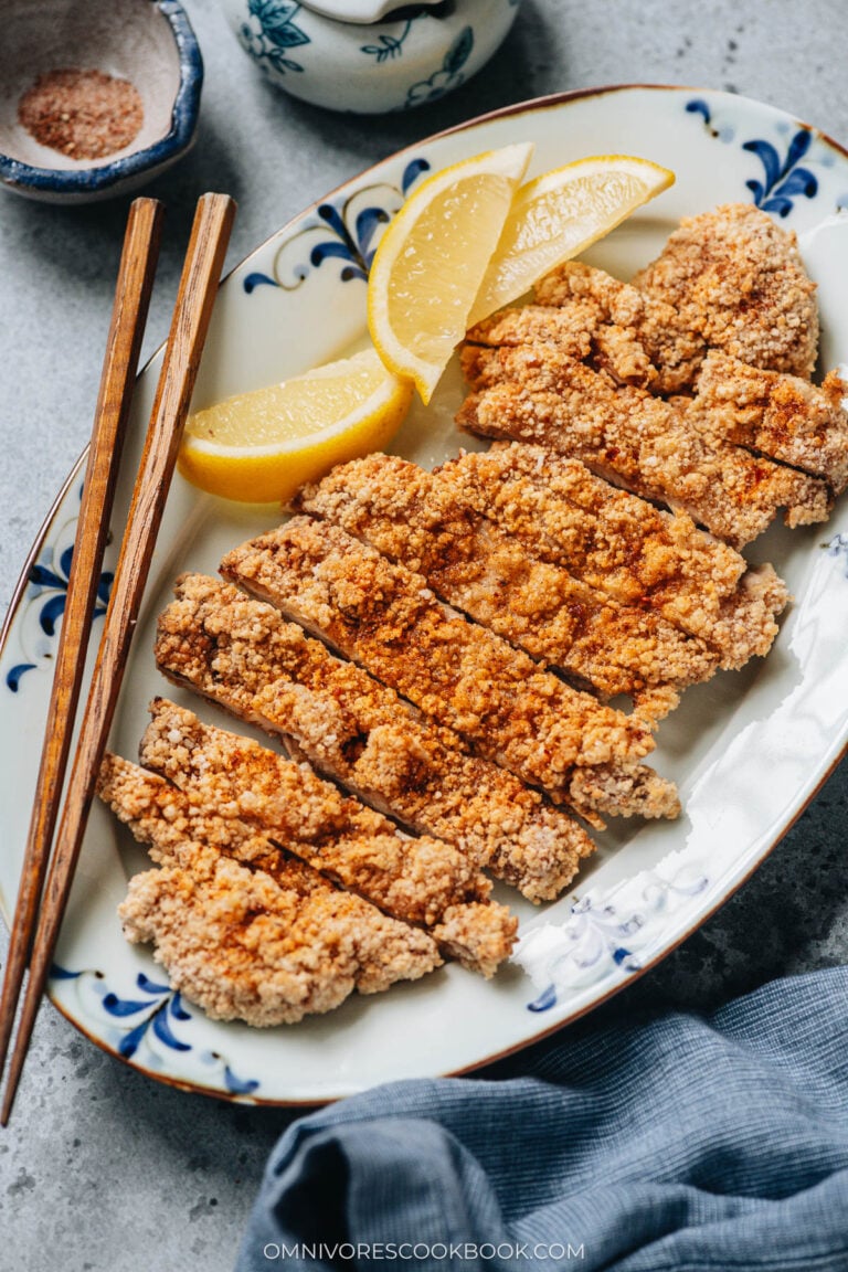 Taiwanese Fried Chicken (台式鸡排) - Omnivore's Cookbook
