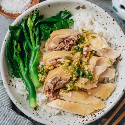 White Cut Chicken (白切鸡) - Omnivore's Cookbook