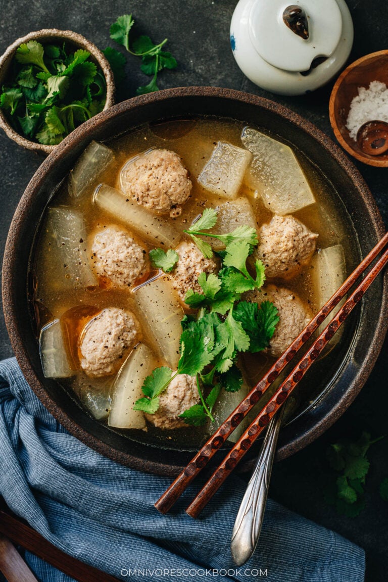 Chinese Winter Melon Soup with Meatballs (冬瓜丸子汤) - Omnivore's Cookbook